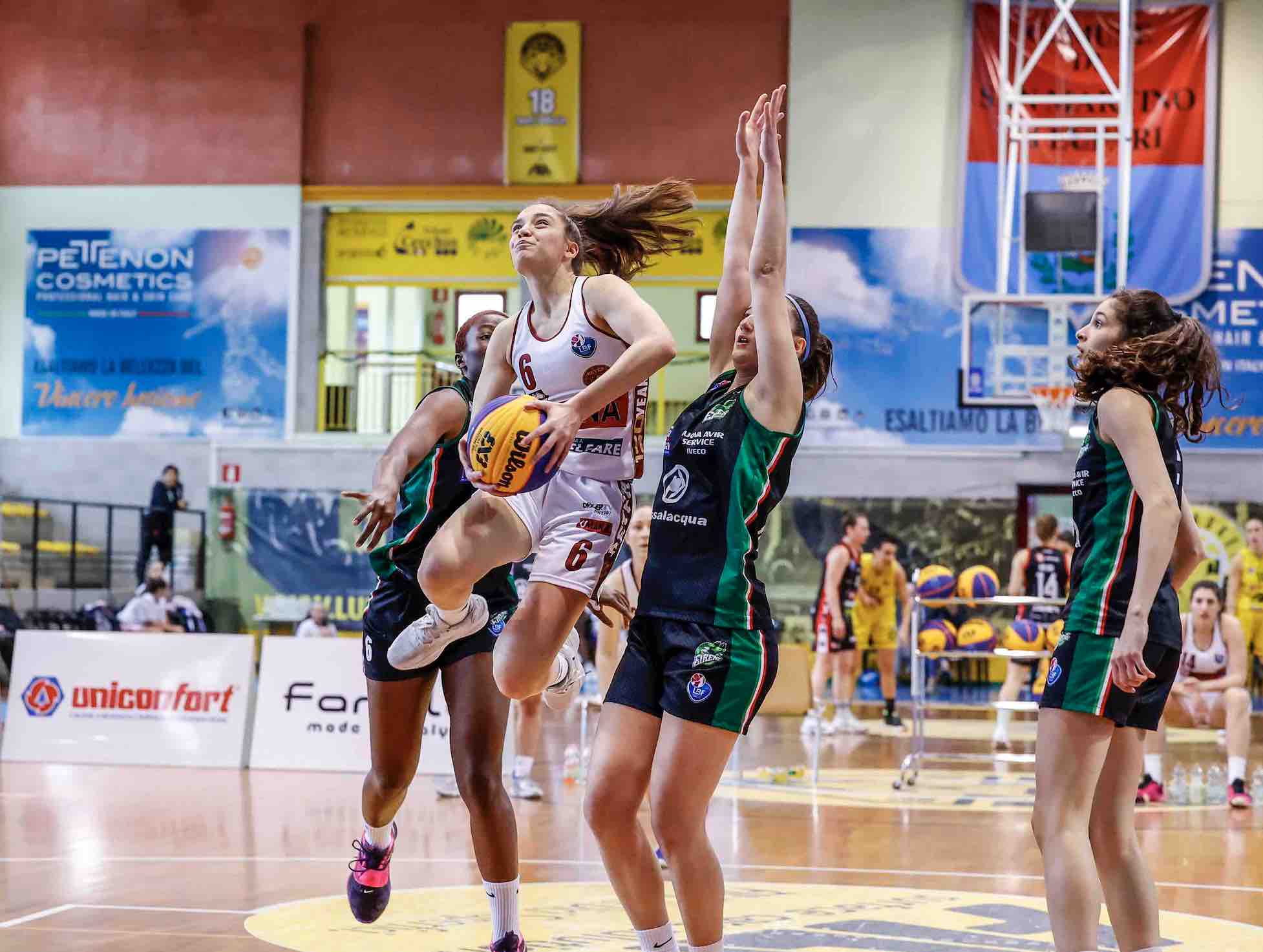 Risultati prima giornata torneo 3X3 A1 femminile - UMANA REYER VENEZIA Risultati prima giornata torneo 3X3 A1 femminile - UMANA REYER VENEZIA